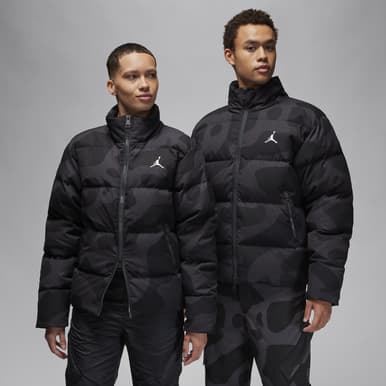 De beste donsjacks voor heren van Nike. Nike BE