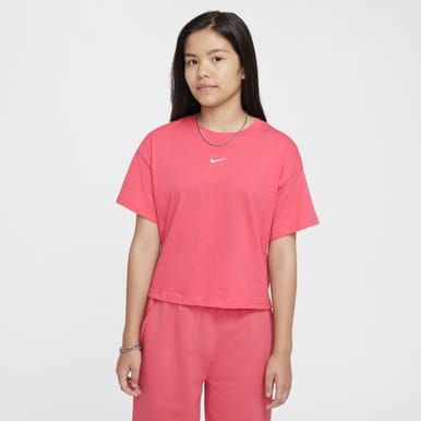 The Best Athletic Wear for Girls by Nike. Nike.com