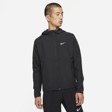 How To Pick the Best Rain Jacket for Running By Nike. Nike JP