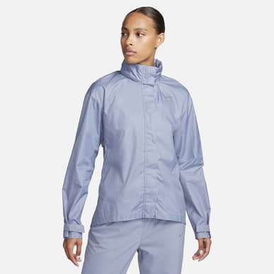 Qué usar cuando hace 15 grados: siete atuendos básicos Nike. Nike MX