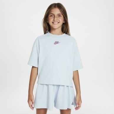 The Best Athletic Wear for Girls by Nike. Nike.com