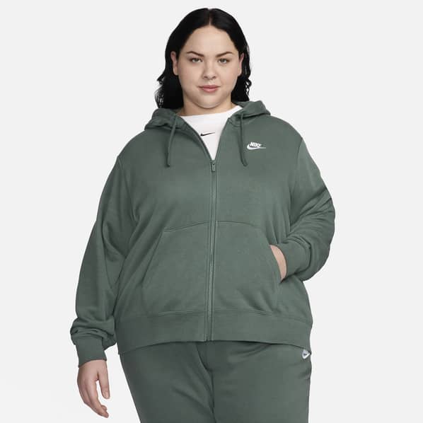 What is Plus-Size, Exactly? Here’s How Nike Is Redefining Its Approach to Women’s Plus-Size ...