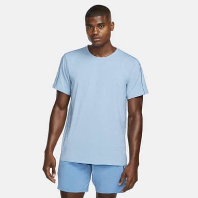 Hauts Nike pour homme suffisamment confortables pour dormir. Nike LU