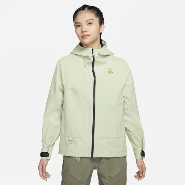 The Best Hooded Jackets for Women by Nike. Nike JP