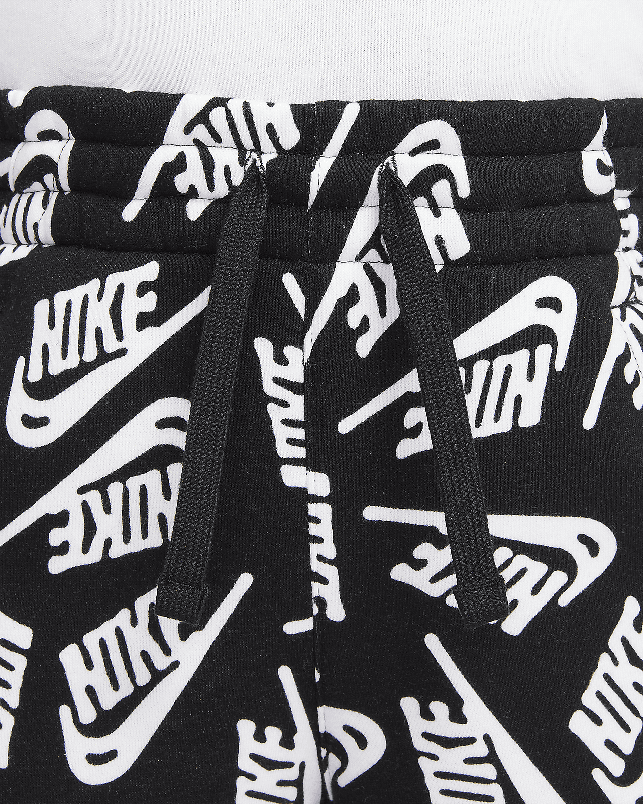 Подростковые спортивные штаны Nike Sportswear Club по цене 6430.0 ...