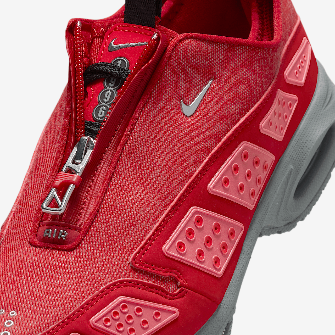 Nike Air Max SNDR - HV6352-600 | Sneakerplaats.nl