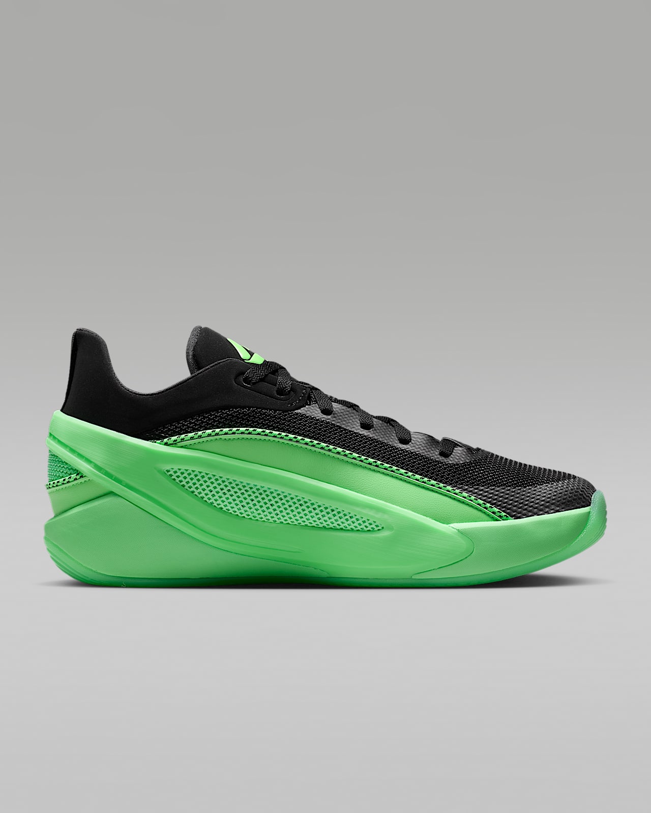 Luka 5 "Venom" Basketball Shoes. Nike.com