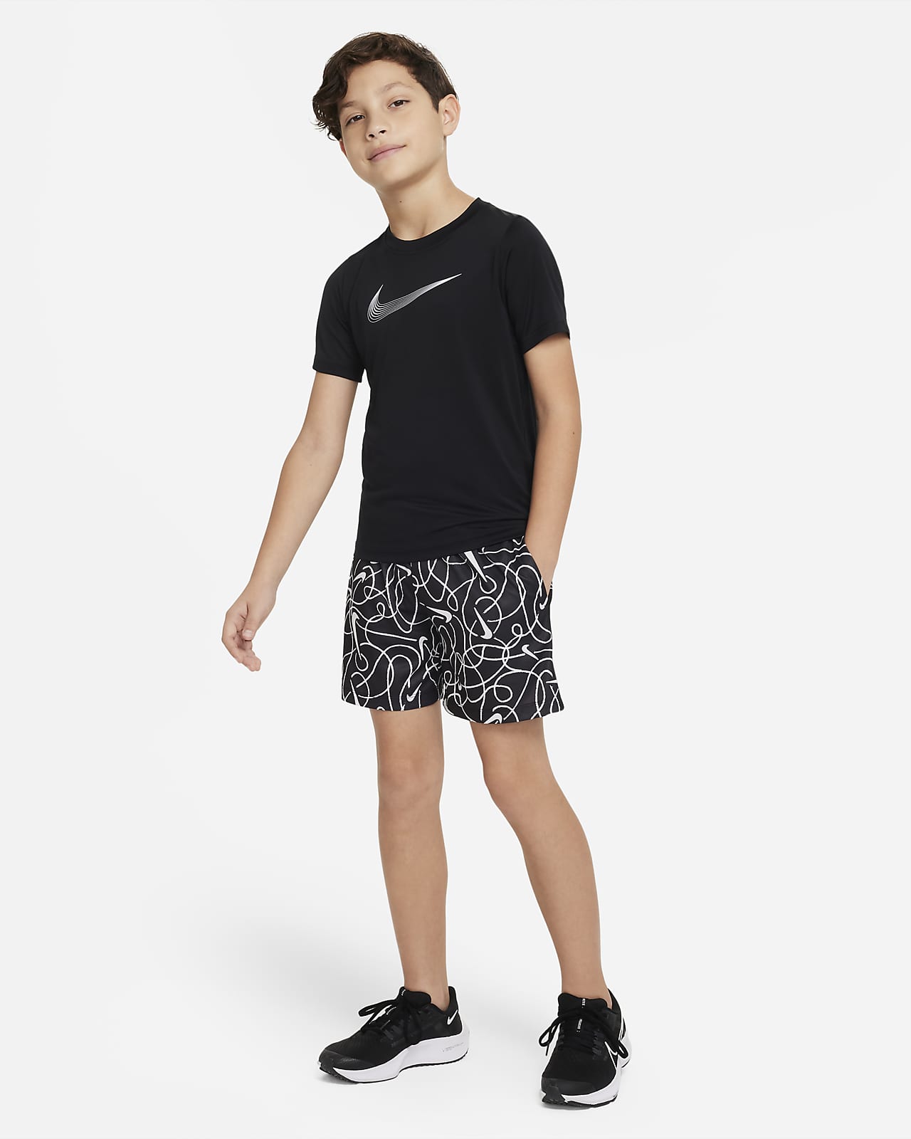 Short de training Nike Dri-FIT Multi+ pour garçon plus âgé. Nike CA