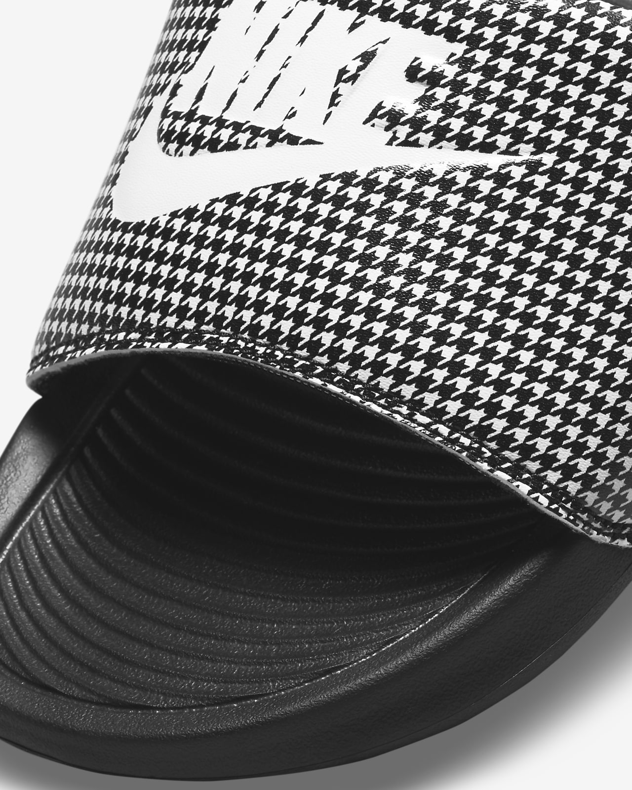 Nike Victori One Women's Print Slide. Nike LU