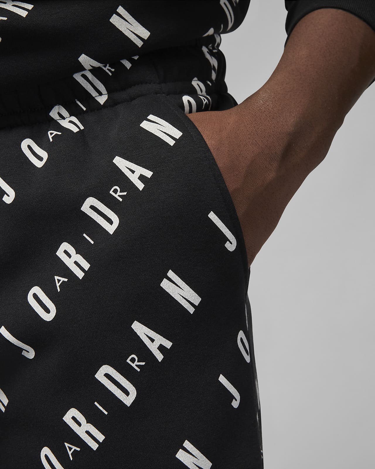 Jordan Essentials Men's Graphic Fleece Trousers. Nike SI