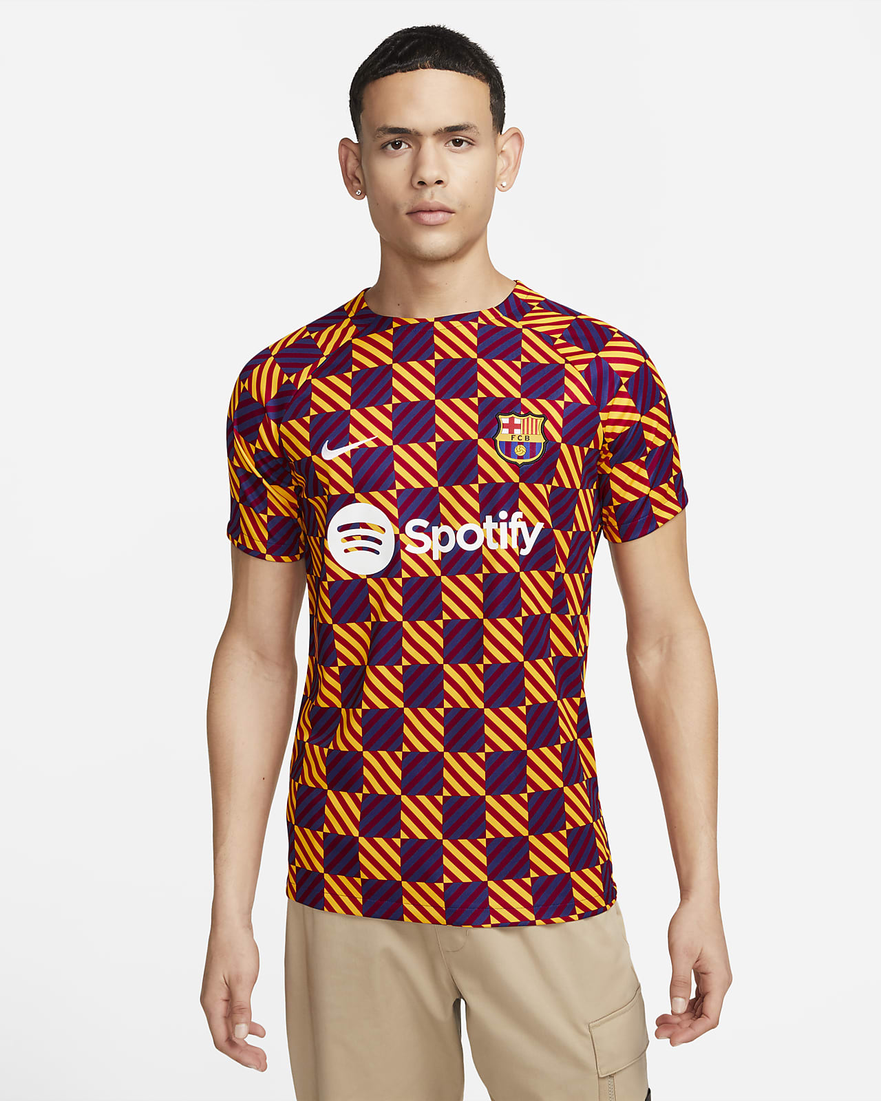 F.C. Barcelona Men's Nike Dri-FIT Pre-Match Football Top. Nike AE