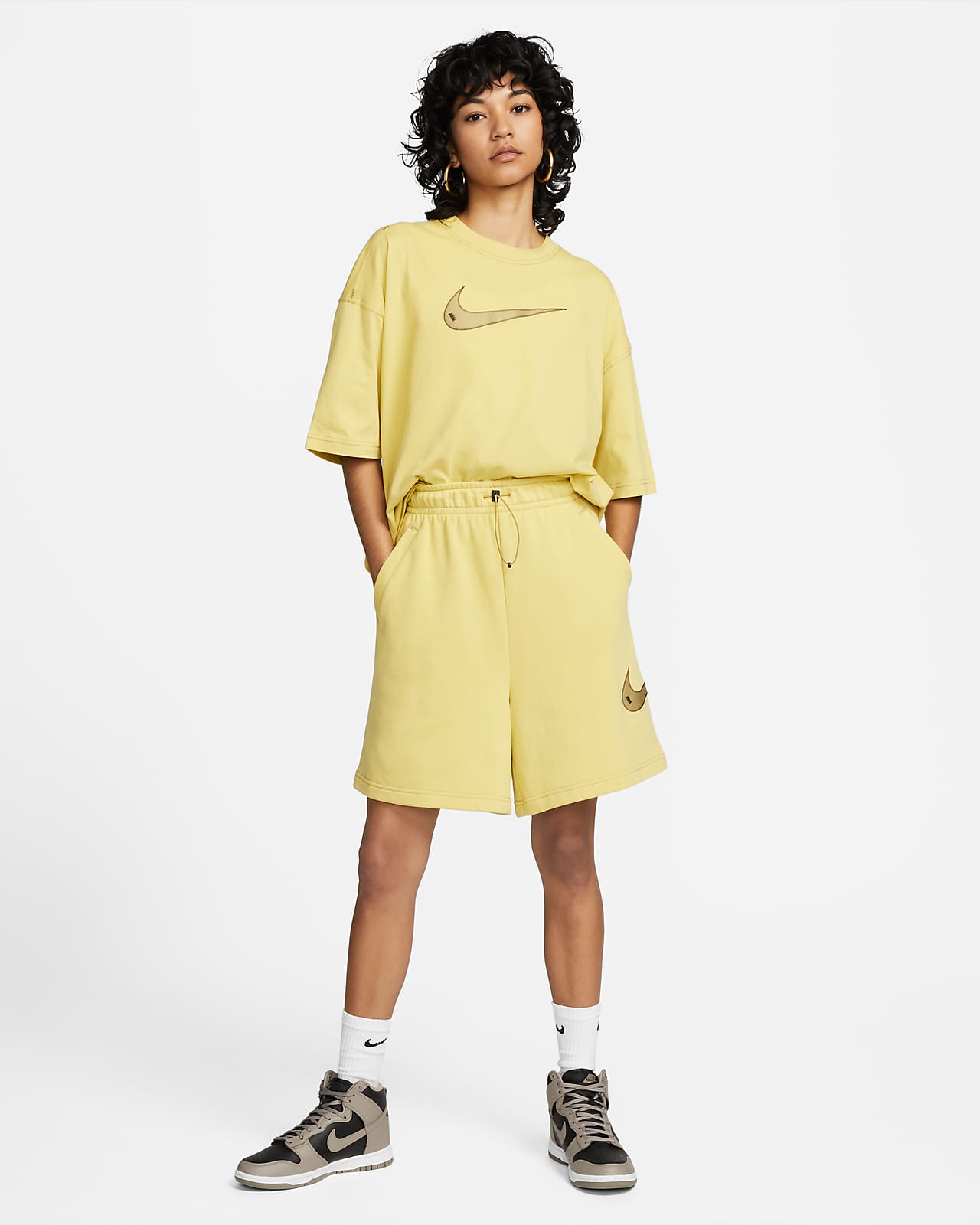 Nike Sportswear Swoosh Women's Baller Shorts. Nike CZ