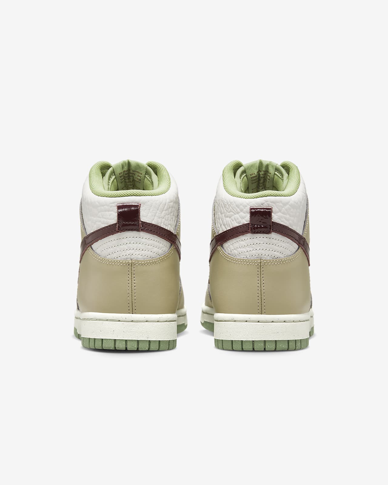 Nike Dunk High Women's Shoes. Nike SE