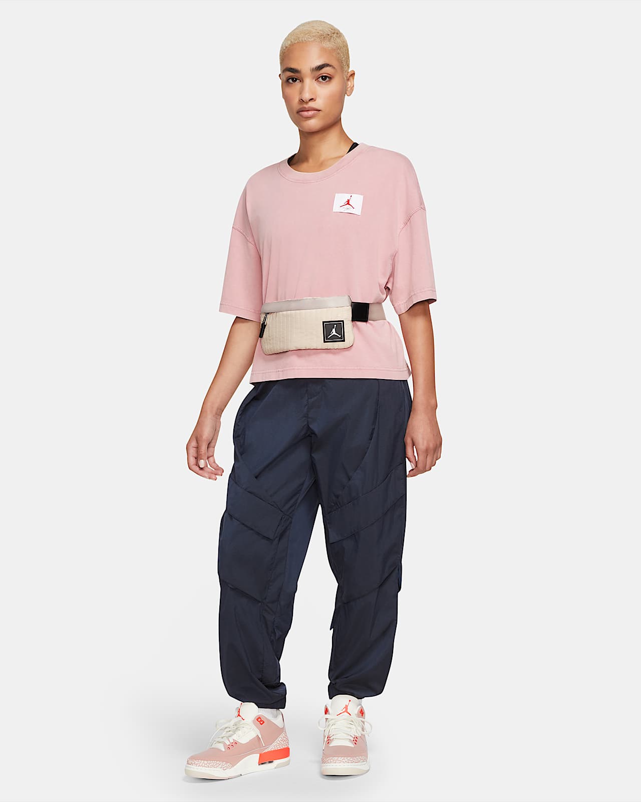 Jordan Cross-Body Bag. Nike DK