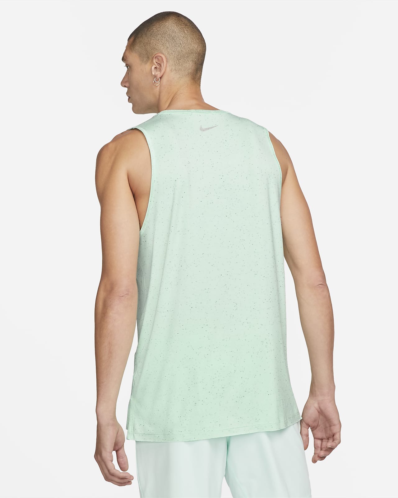 Nike Yoga Men's Tank. Nike HU