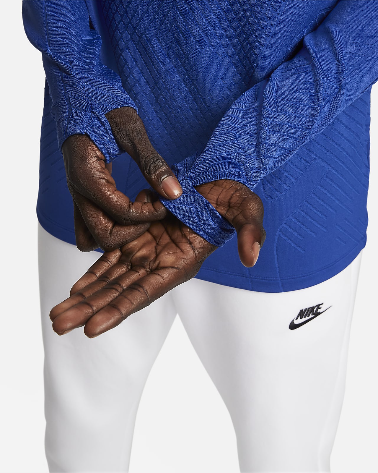 Chelsea F.C. Strike Elite Men's Nike Dri-FIT ADV Football Drill Top. Nike IE