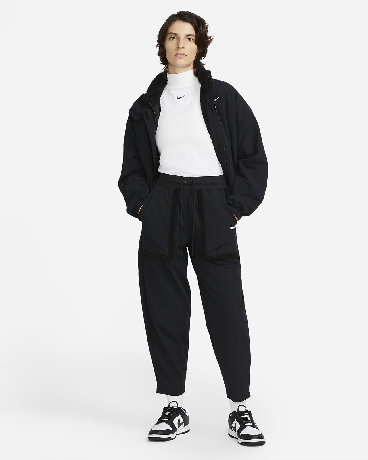 Nike Sportswear Essential Women's Woven High-Waisted Curve Trousers ...