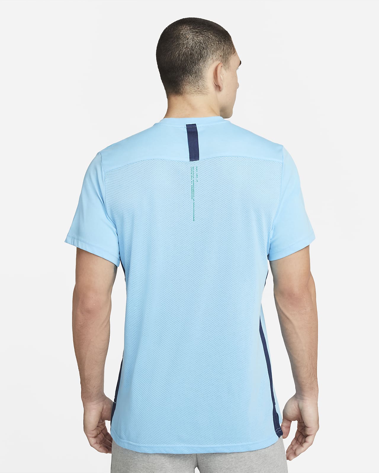 Nike Dri-FIT rövid ujjú férfi edzőfelső. Nike HU