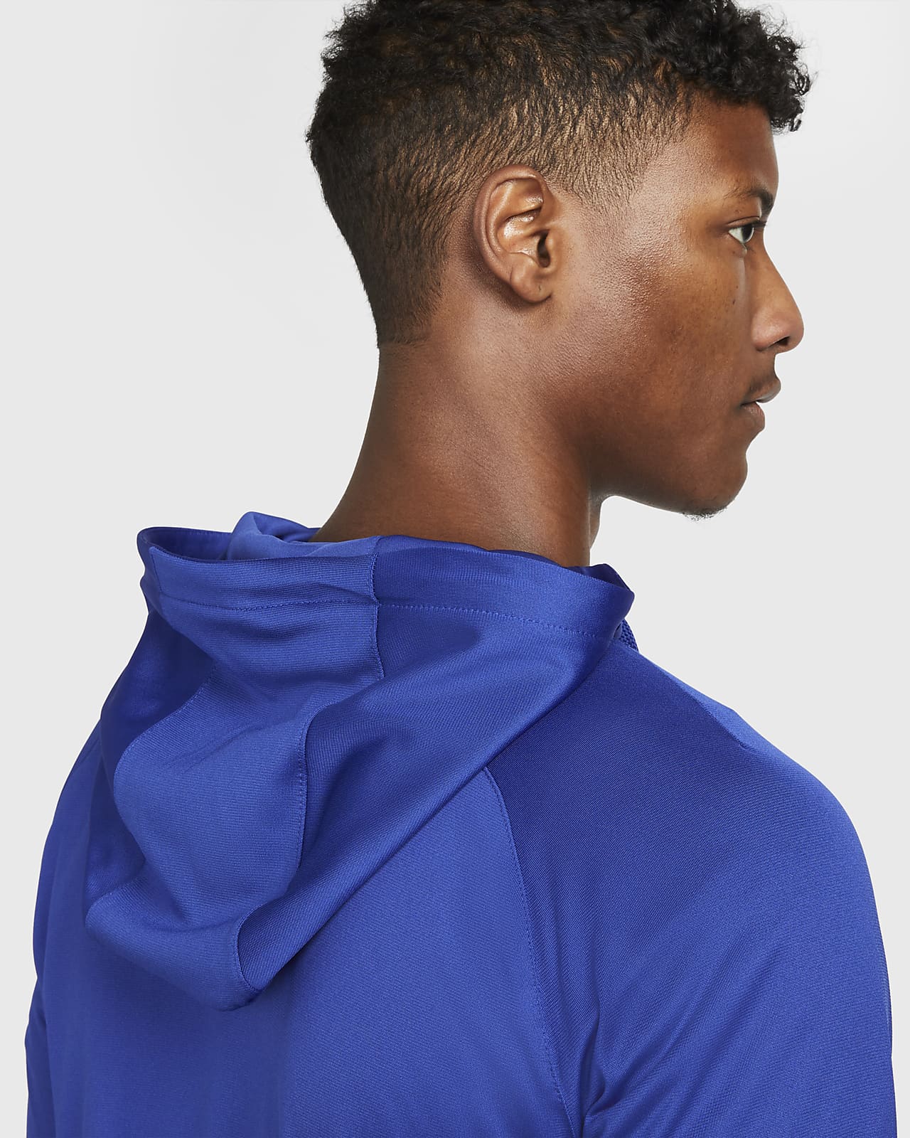 Chelsea F.C. Strike Men's Nike Dri-FIT Football Tracksuit Jacket. Nike SI