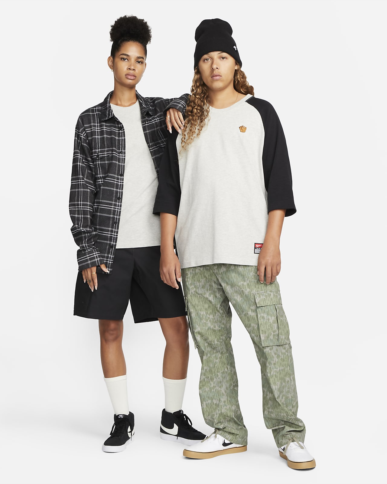 Nike SB Raglan Skate T-Shirt. Nike GB