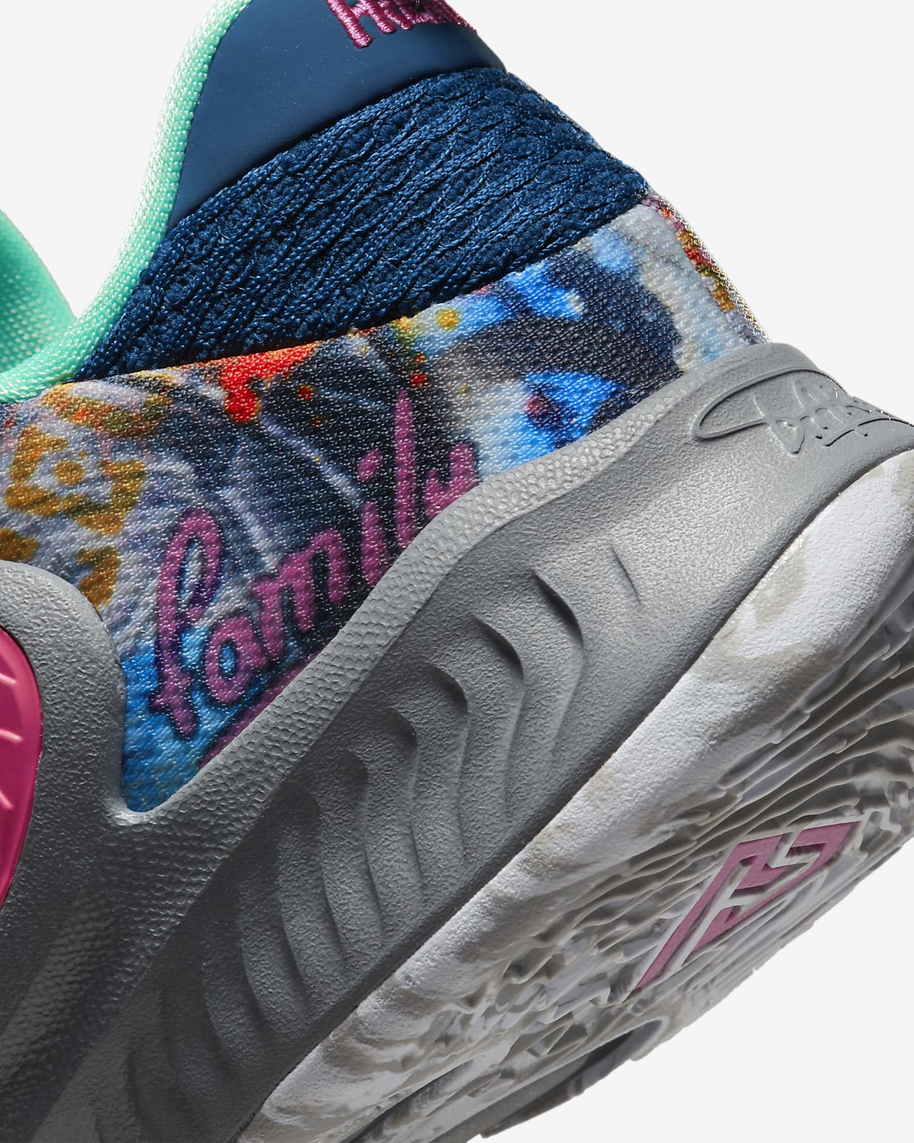 Freak 4 SE Younger Kids' Shoes. Nike PH