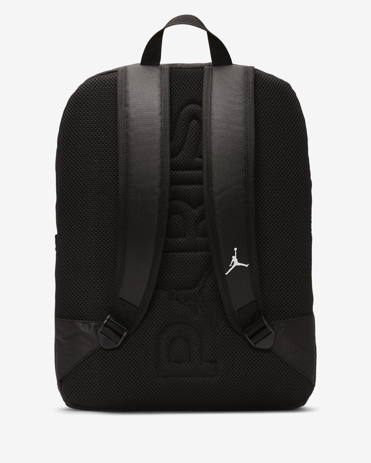 Jordan Paris Saint-Germain Essentials Backpack. Nike DK