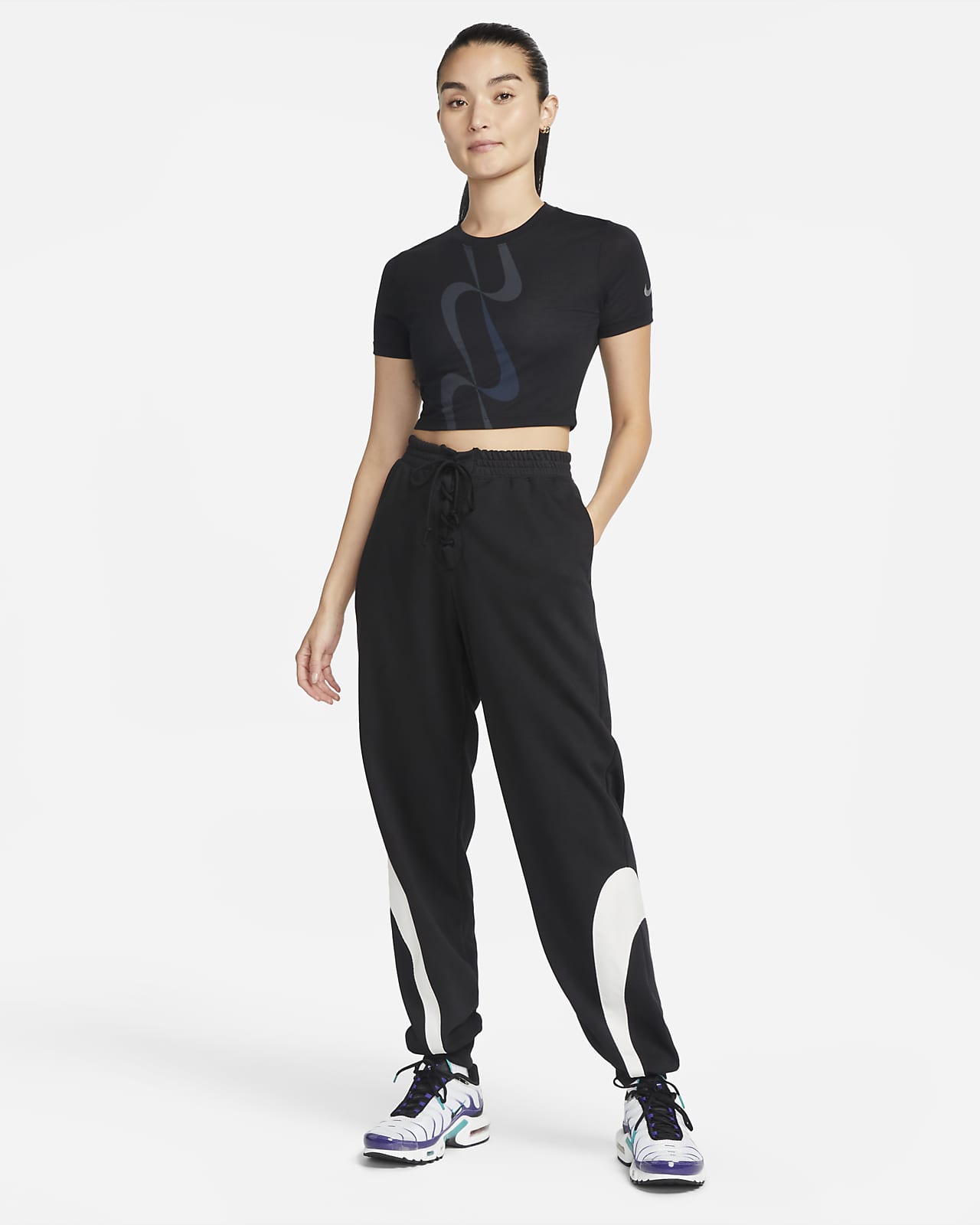 Nike Sportswear Women's Slim Cropped T-Shirt. Nike ID