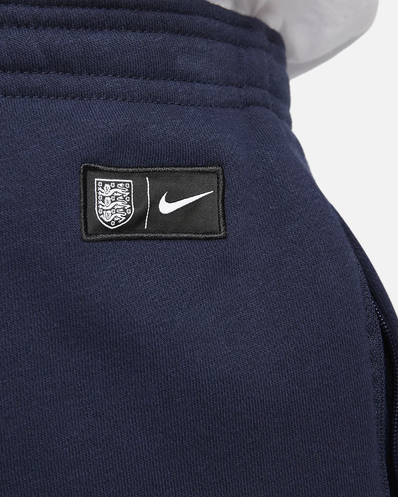 England Men's Nike Fleece Football Trousers. Nike SA