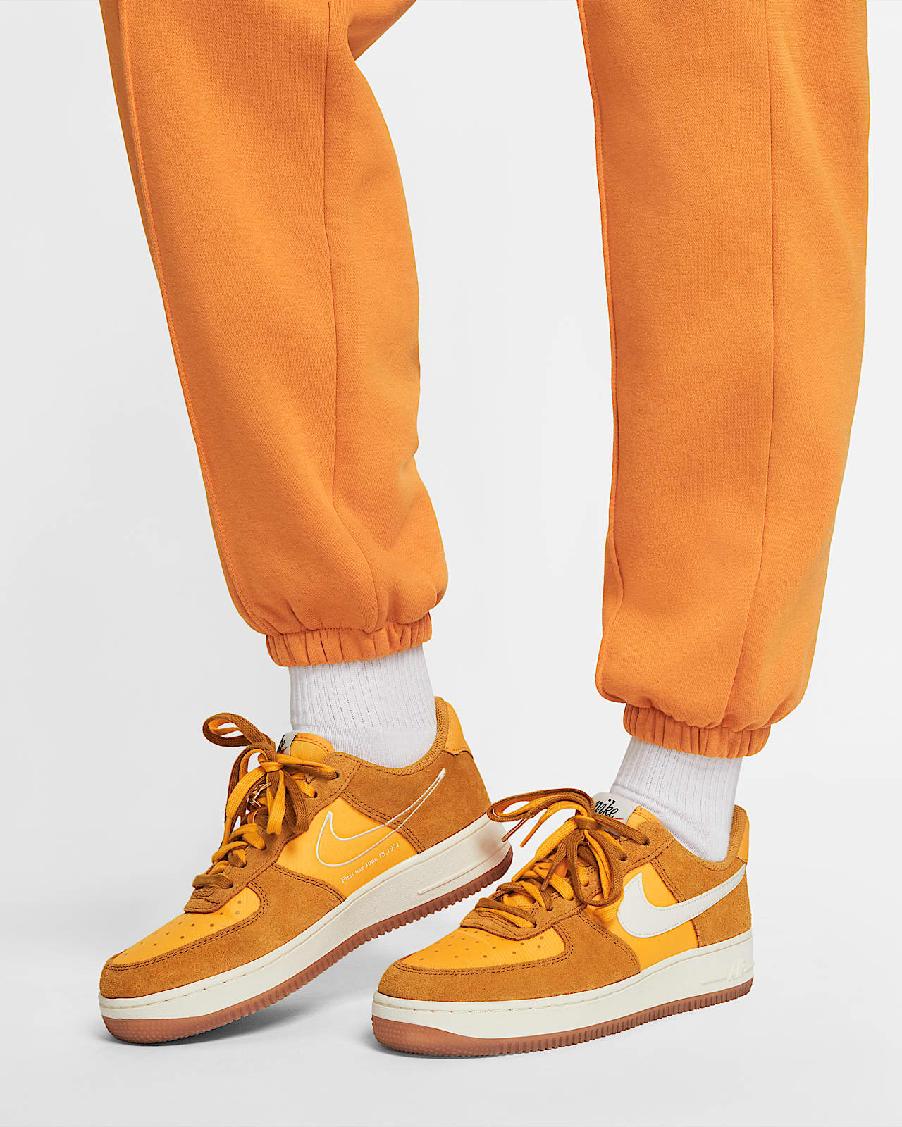 Nike Sportswear Essential Collection Womens Fleece Trousers Nike No