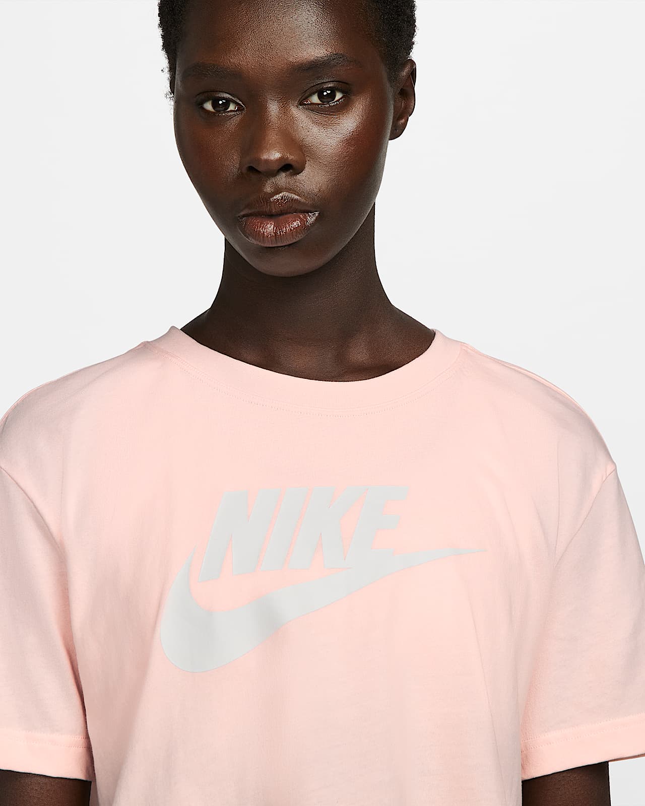 Nike Sportswear Essential Women's Cropped Logo T-Shirt at Lauren Murphy ...