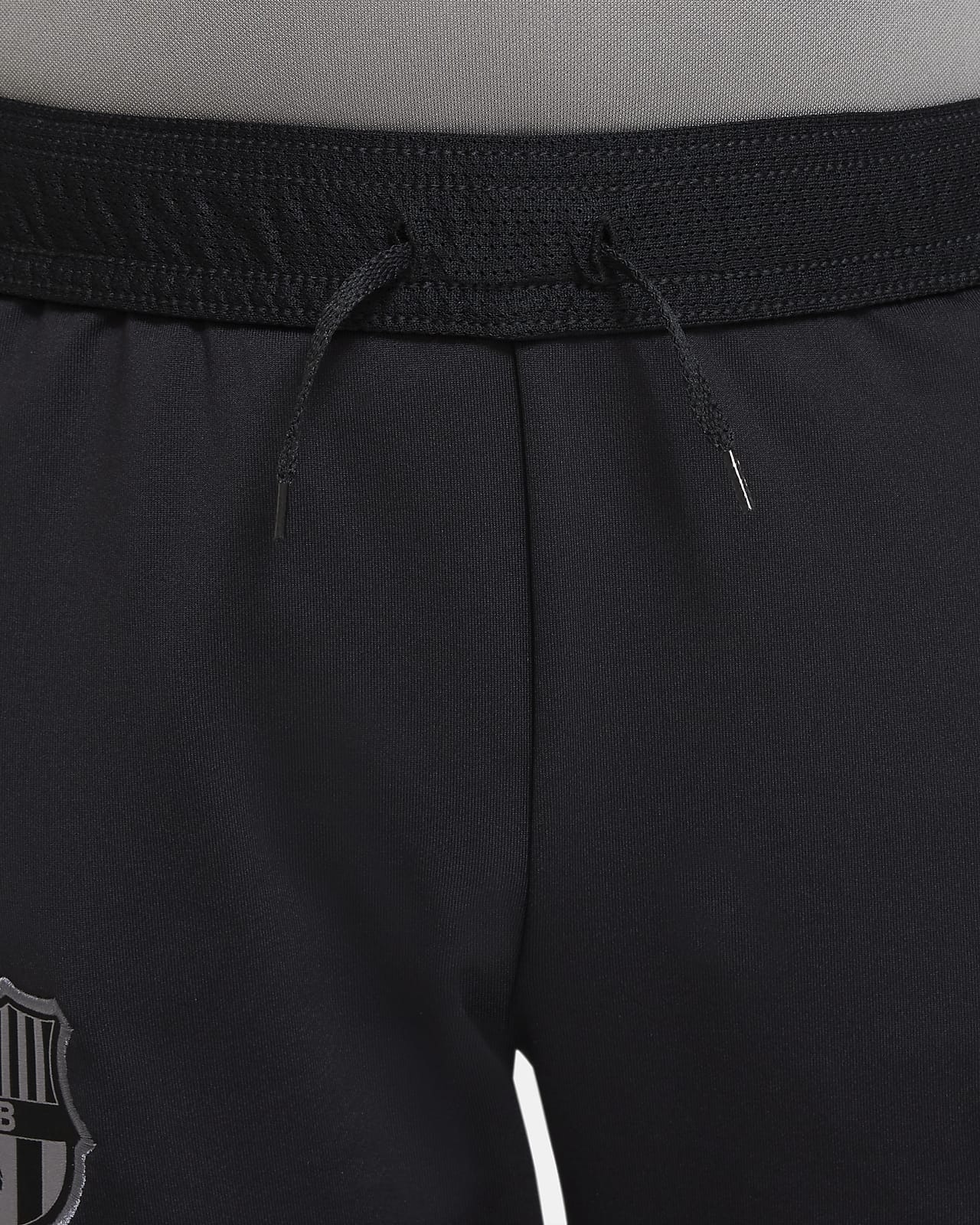 F.C. Barcelona Strike Older Kids' Nike Dri-FIT Knit Football Pants. Nike SA