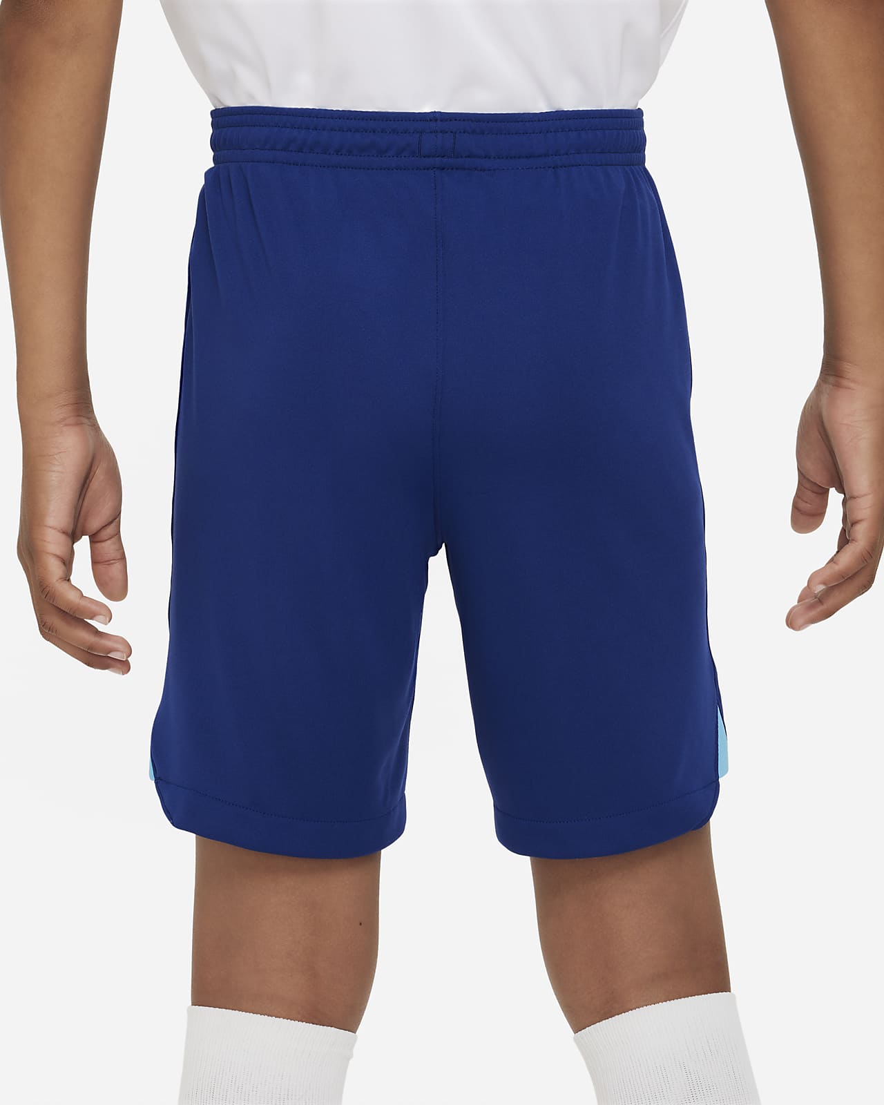 England 2022/23 Stadium Home Older Kids' Nike Dri-FIT Football Shorts ...