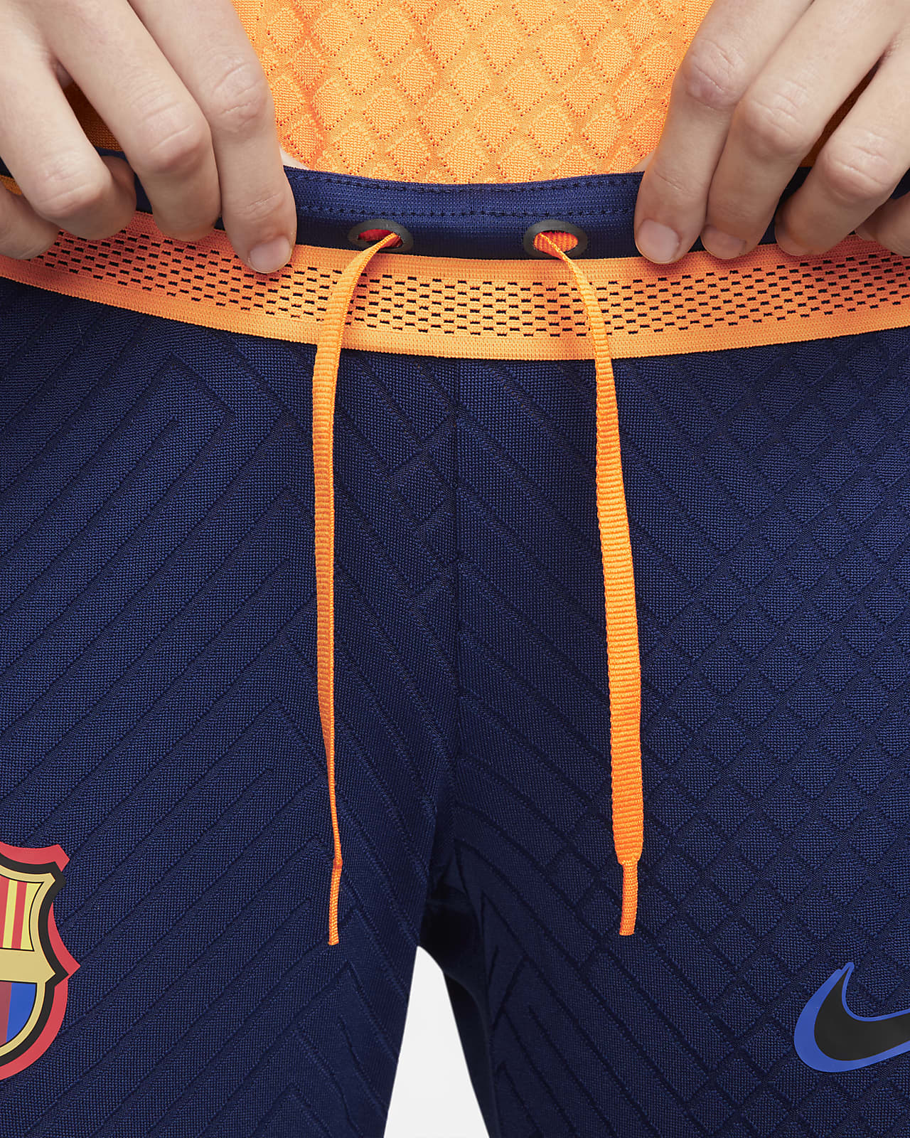 F.C. Barcelona Strike Elite Women's Nike Dri-FIT ADV Knit Football Pants. Nike RO