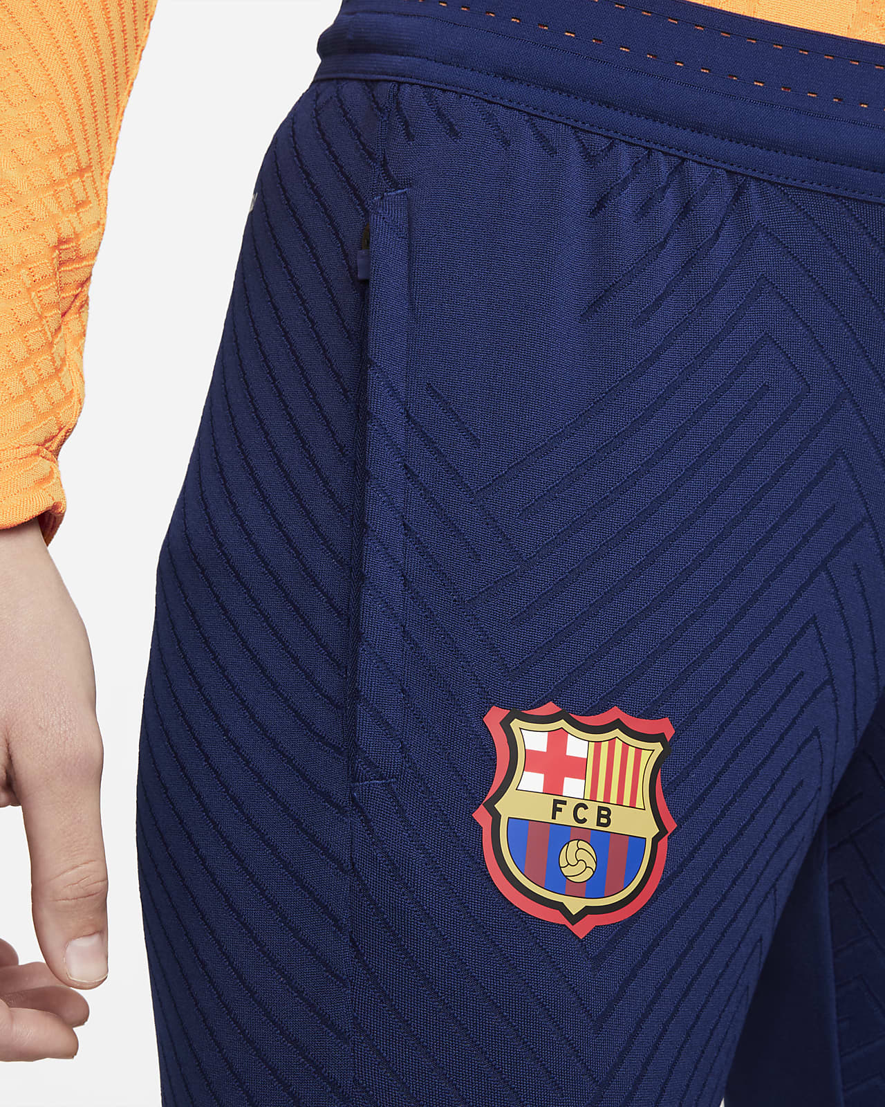 F.C. Barcelona Strike Elite Women's Nike Dri-FIT ADV Knit Football Pants. Nike BE