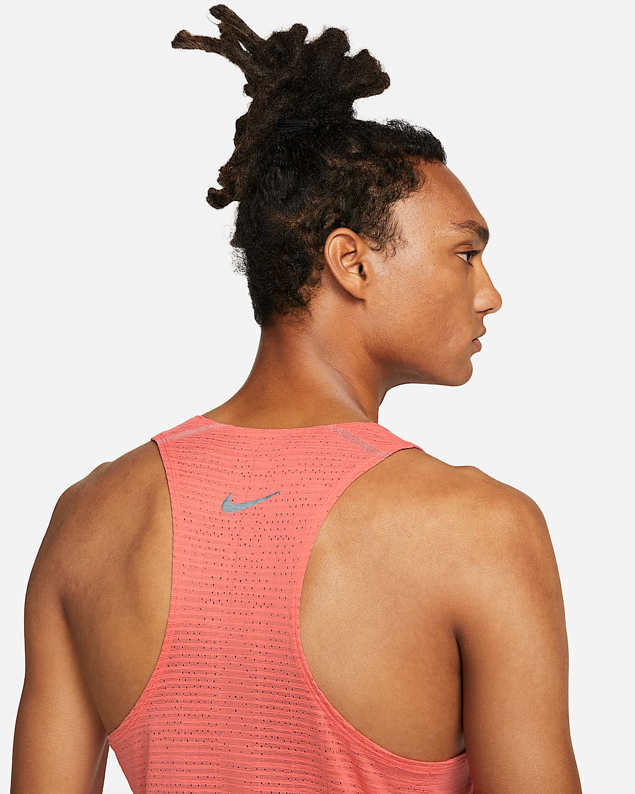 Nike Dri-FIT ADV Run Division Men's Running Tank. Nike LU