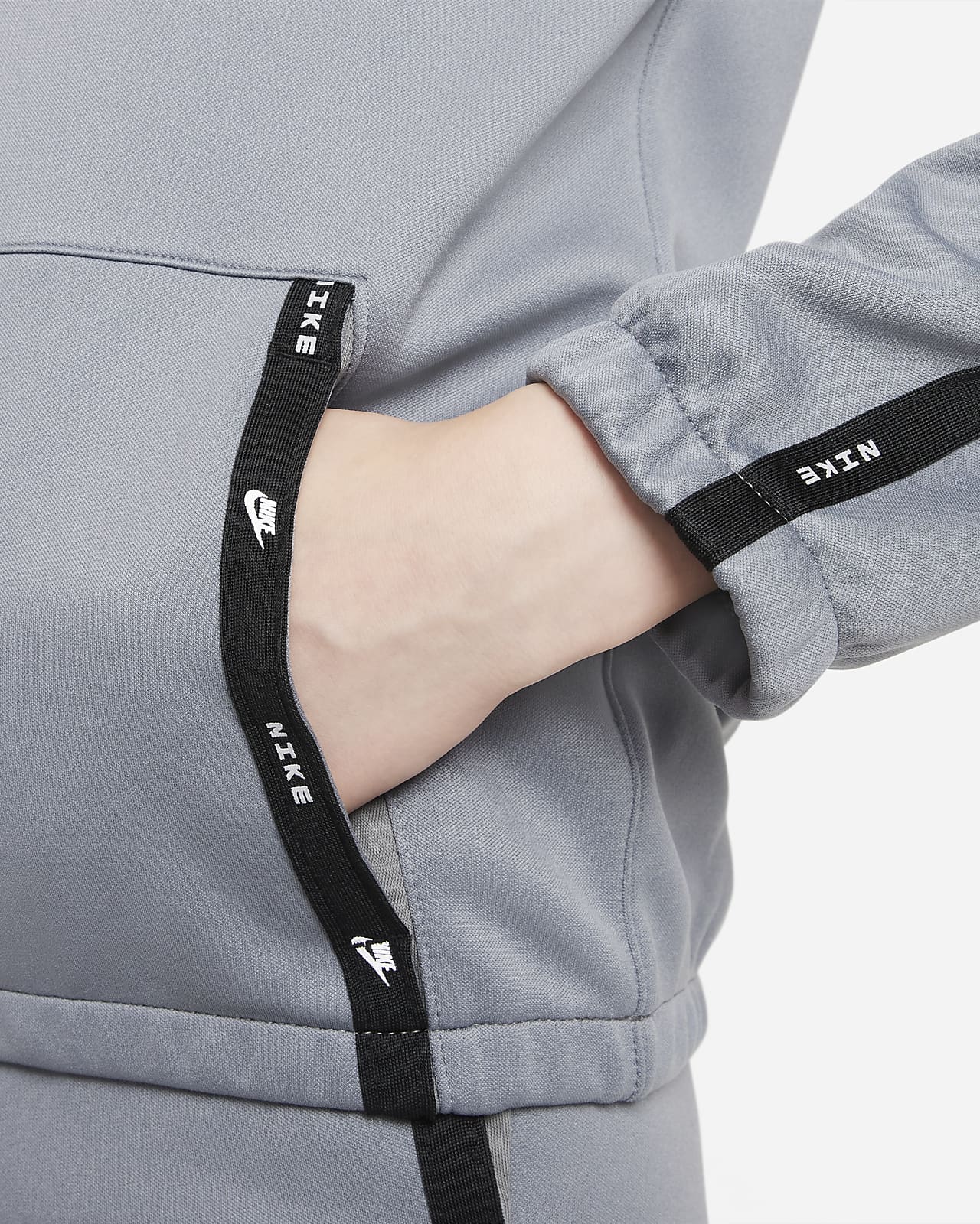 Nike Sportswear Older Kids' Tracksuit. Nike AE