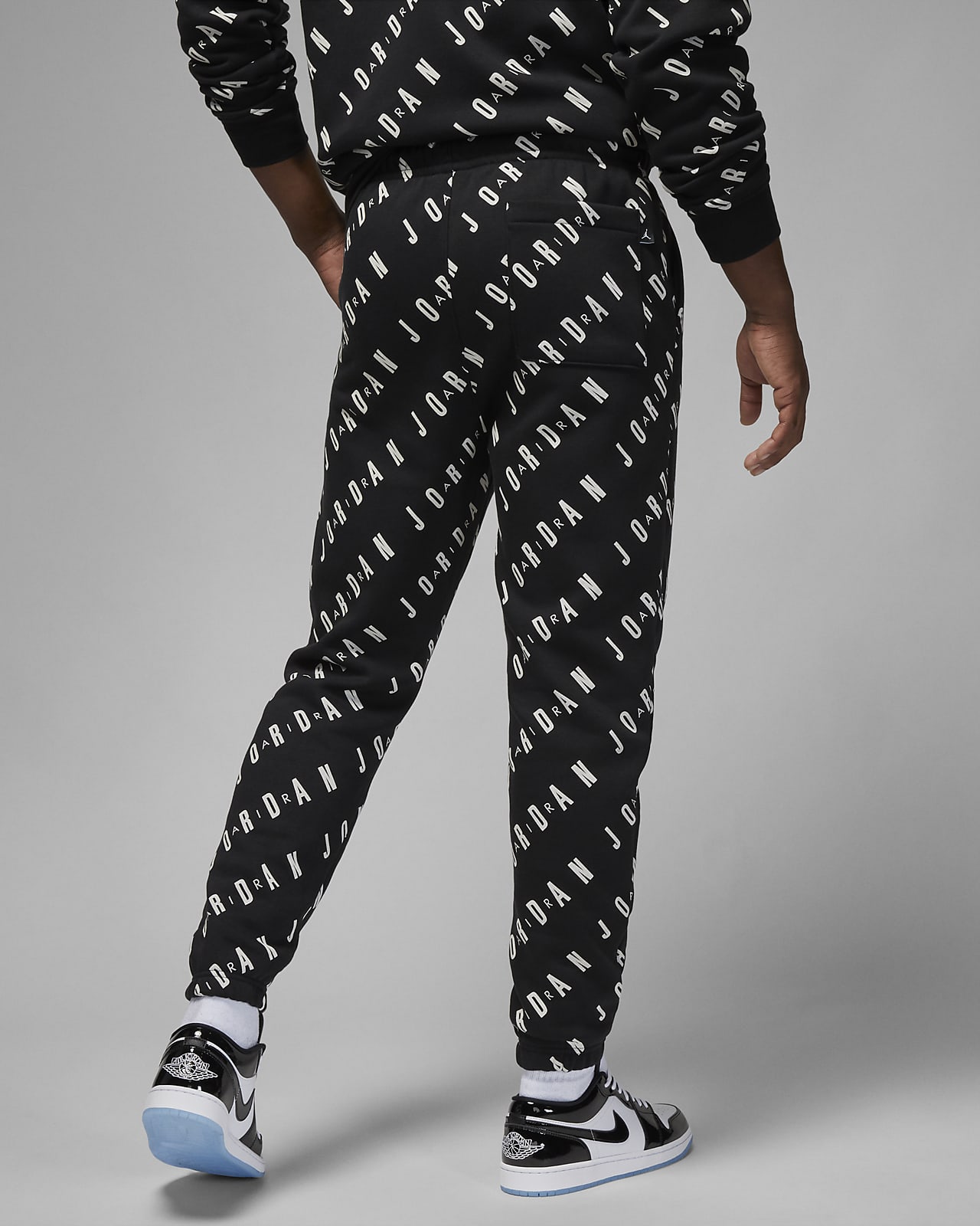 Jordan Essentials Men's Graphic Fleece Trousers. Nike SI