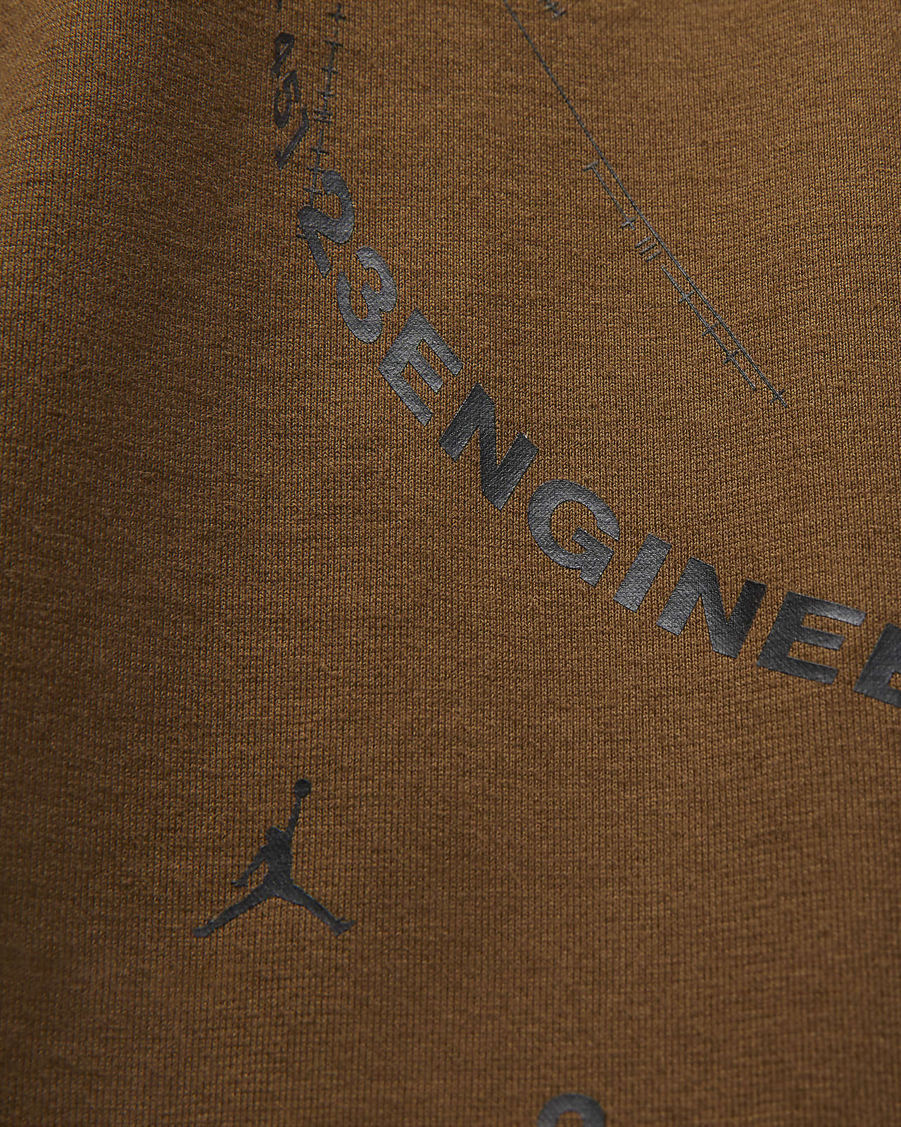 Jordan 23 Engineered Men's Long-Sleeve Crew. Nike PT