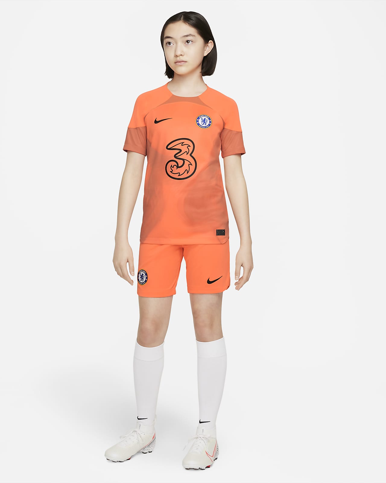 Chelsea F.C. 2022/23 Stadium Goalkeeper Older Kids' Nike Dri-FIT Football Shirt. Nike SE