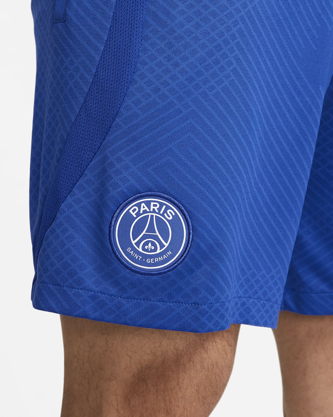 Paris Saint-Germain Strike Men's Nike Dri-FIT Knit Soccer Shorts. Nike.com