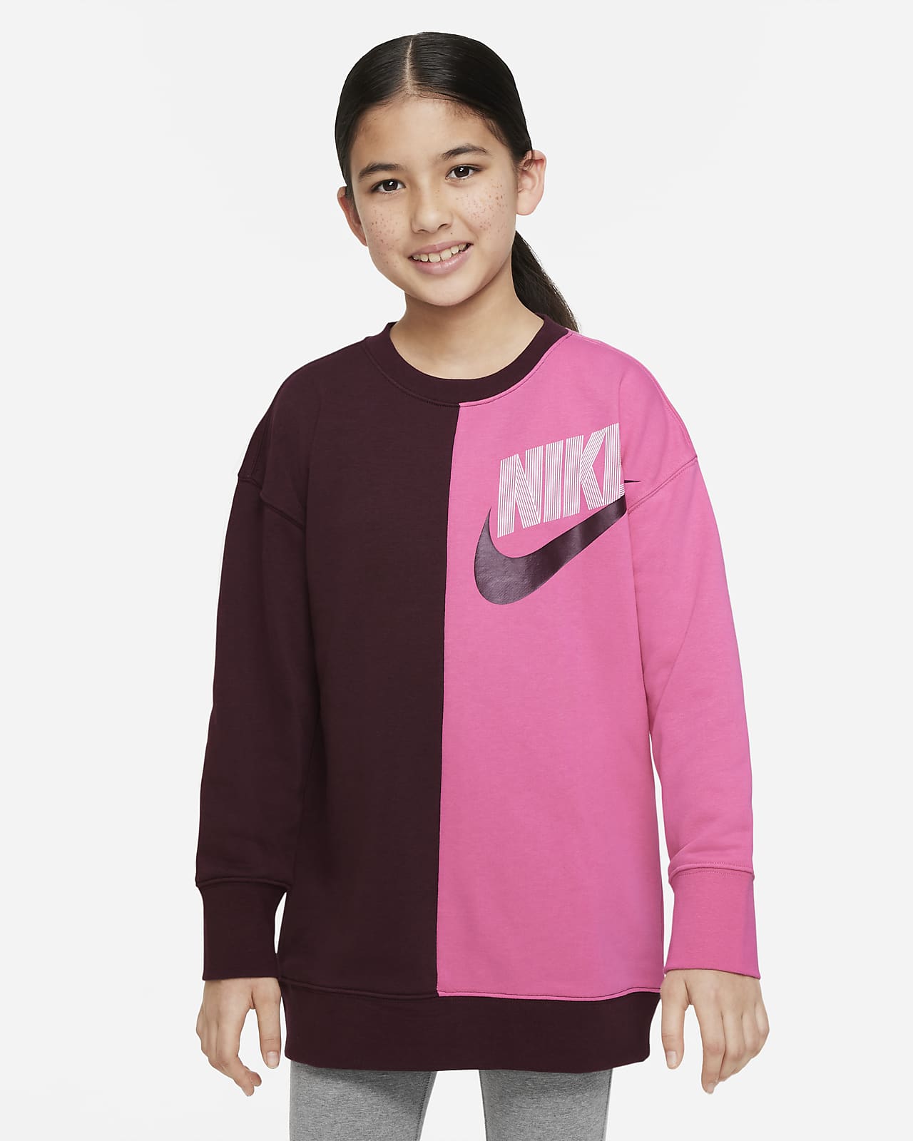Nike Sportswear Older Kids' (Girls') Dance Sweatshirt. Nike LU
