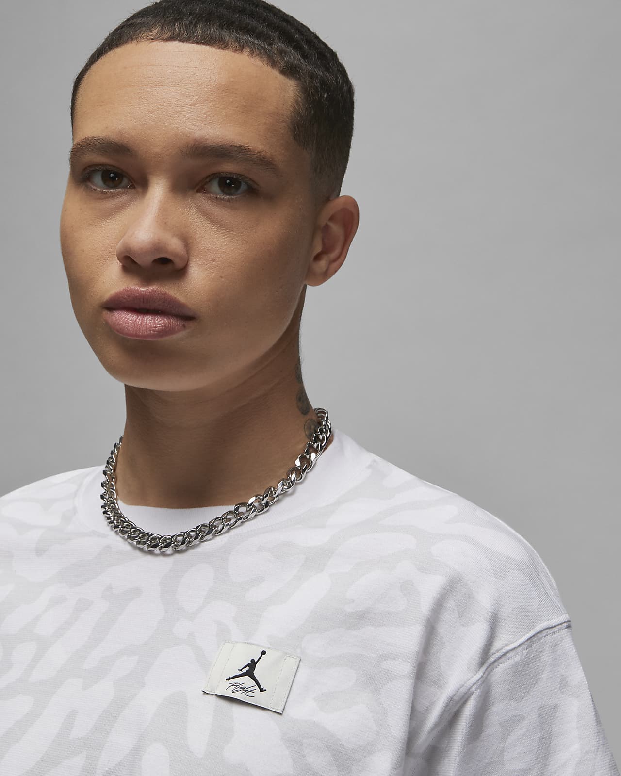 Jordan Cropped Graphic T-Shirt. Nike SA