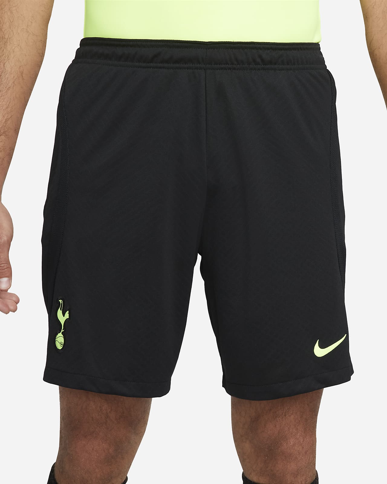 Tottenham Hotspur Strike Men's Nike Dri-FIT Football Shorts. Nike LU
