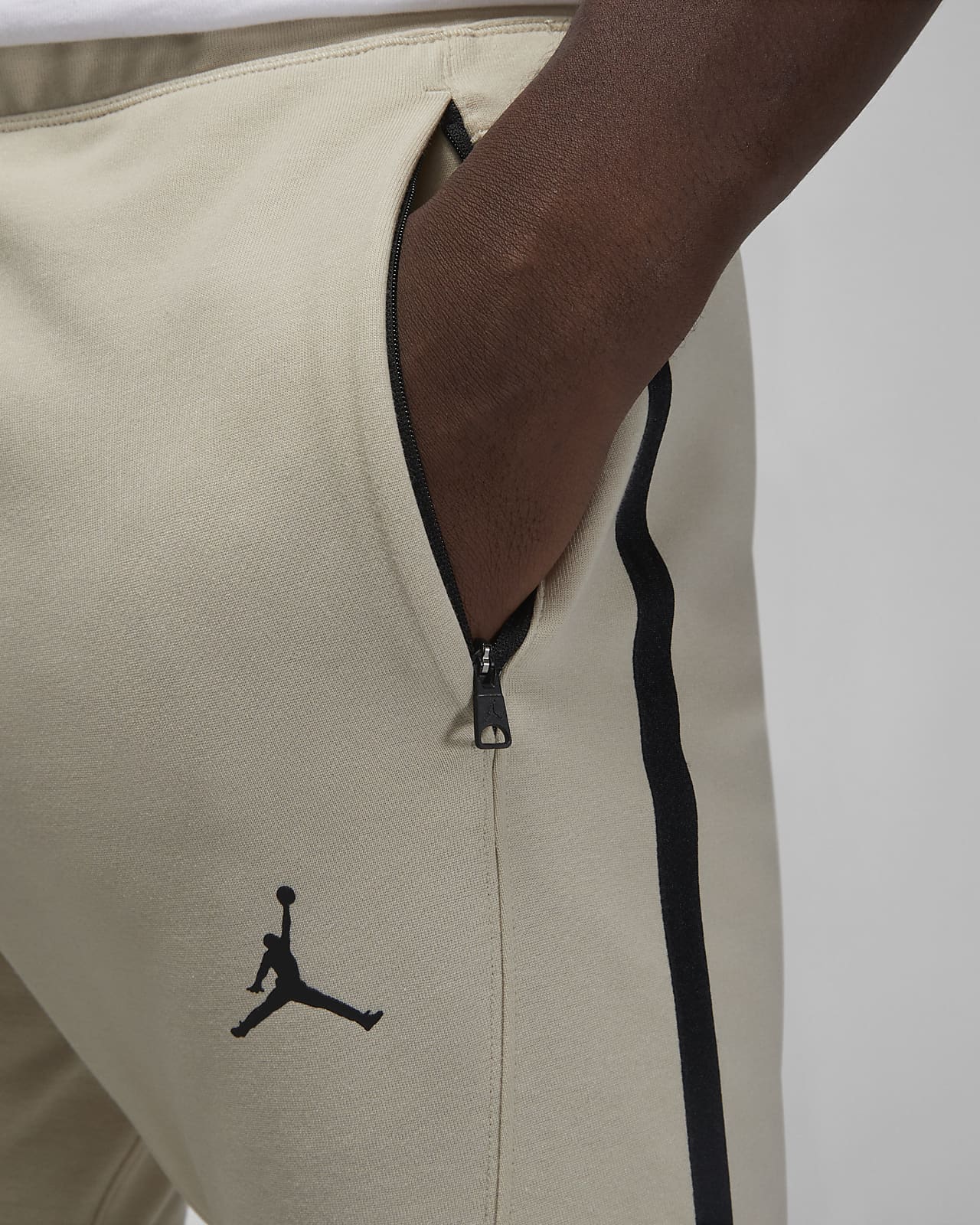 Jordan Dri-FIT Sport Air Men's Statement Trousers. Nike LU