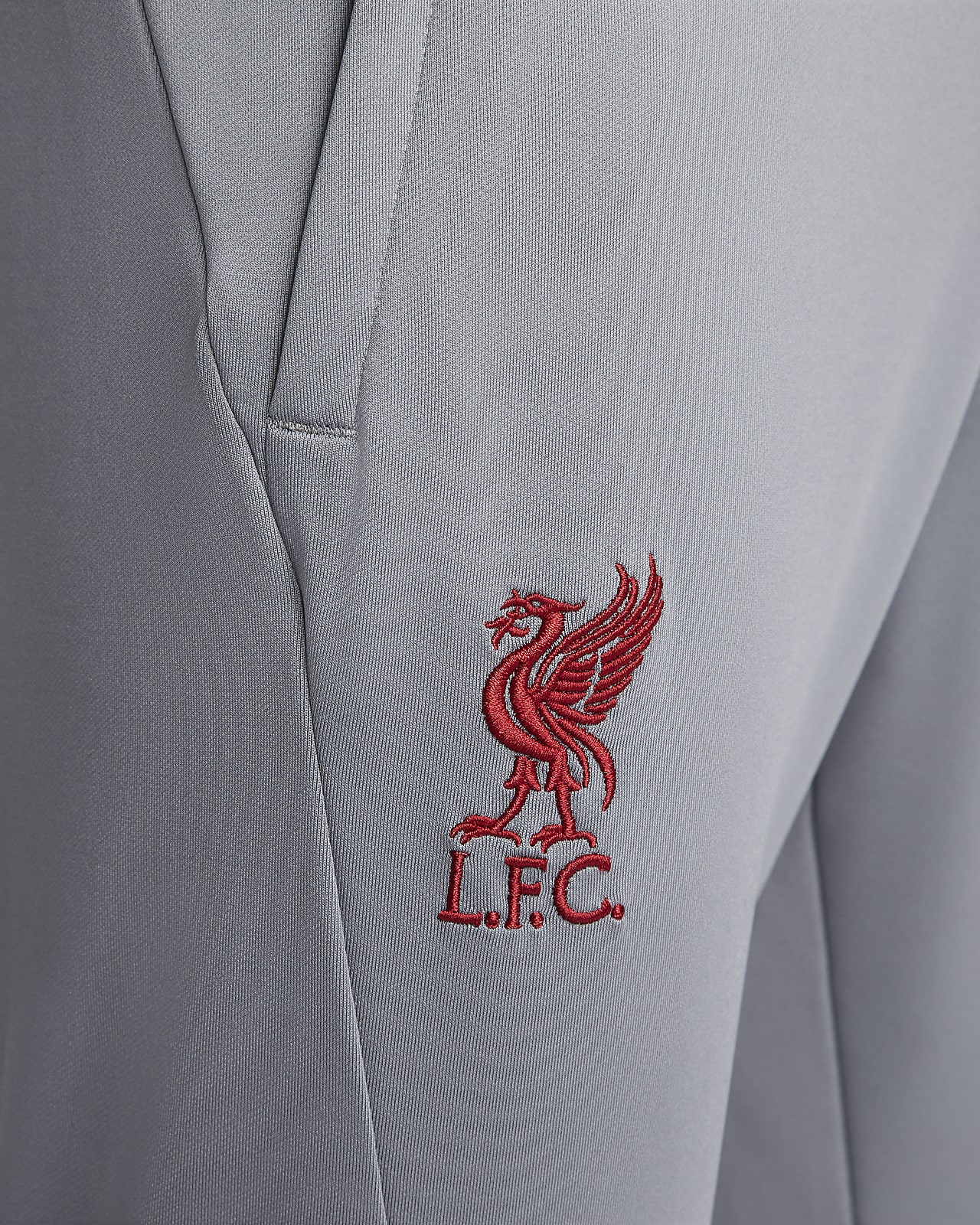 Liverpool F.C. Strike Men's Nike Dri-FIT Knit Football Pants. Nike SA