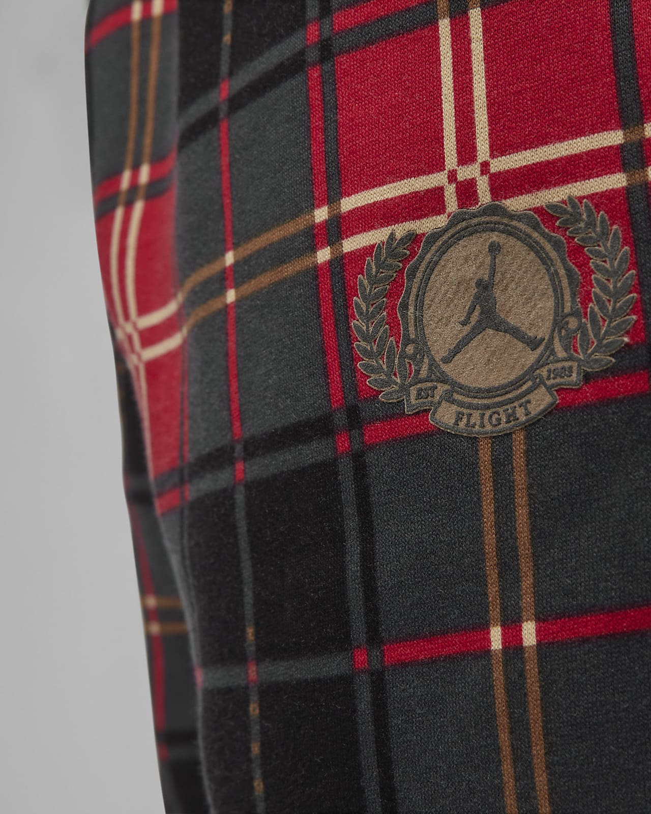 Jordan Essential Festive Men's Fleece Trousers. Nike IN