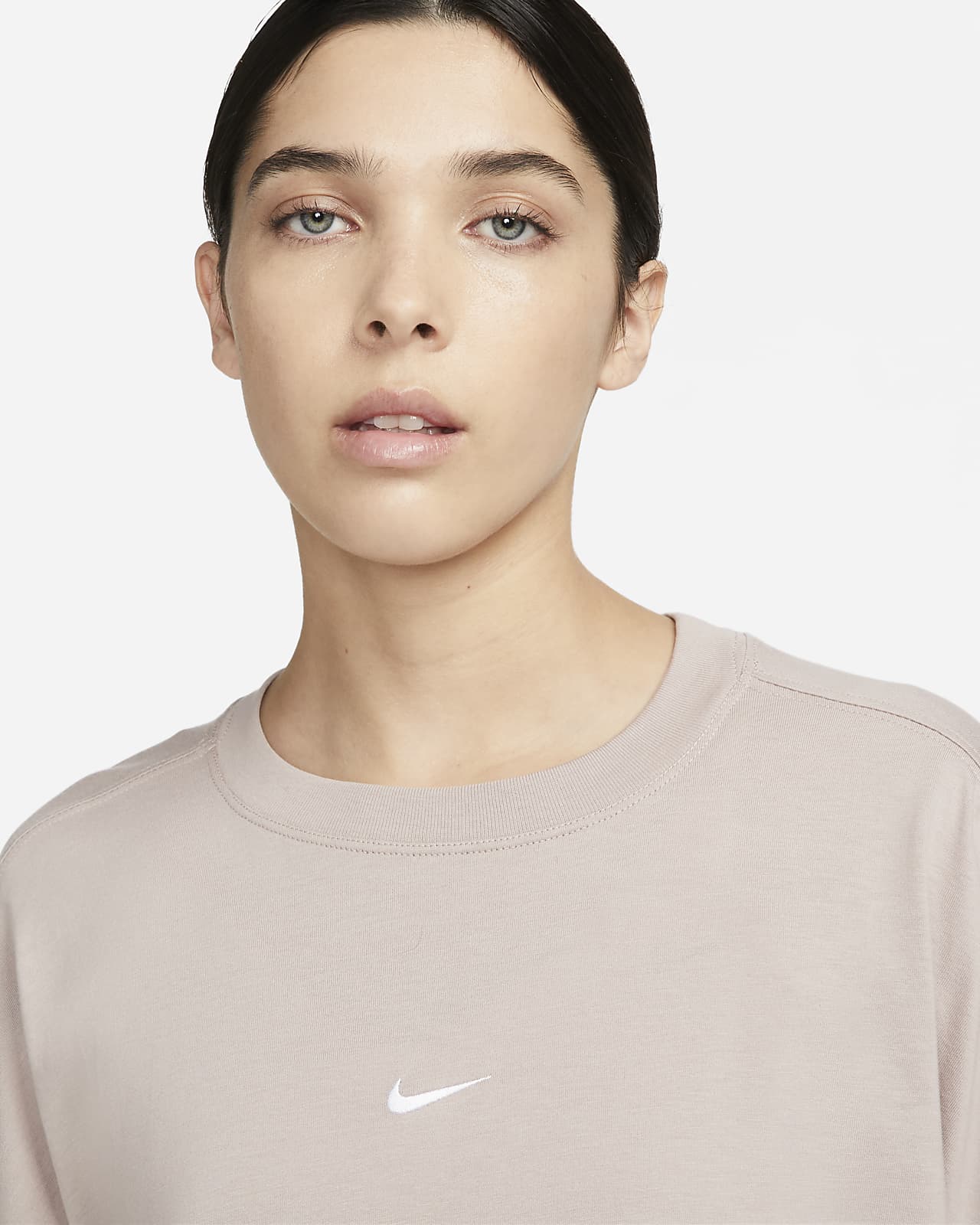 Nike Sportswear Essentials Women's Long-Sleeve Top. Nike SI