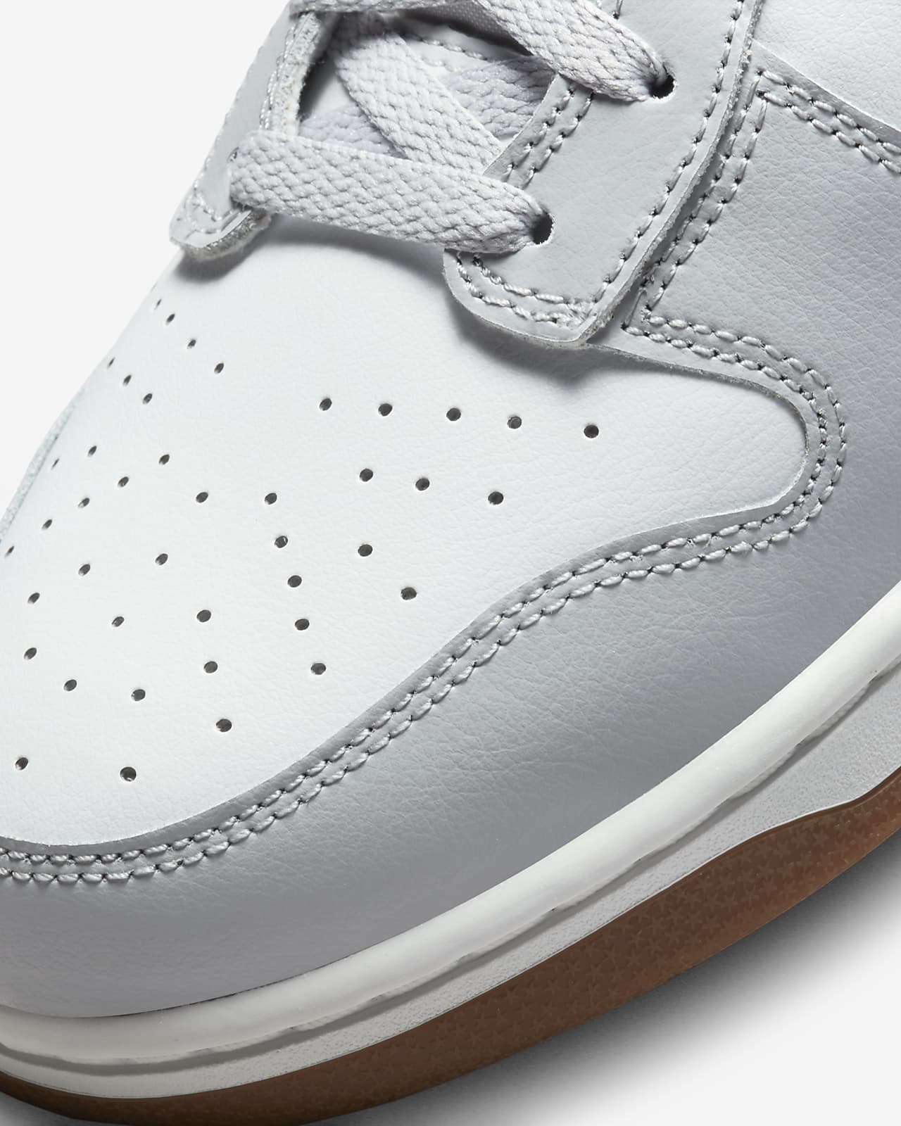 Nike Dunk High Retro Herrenschuh. Nike BE