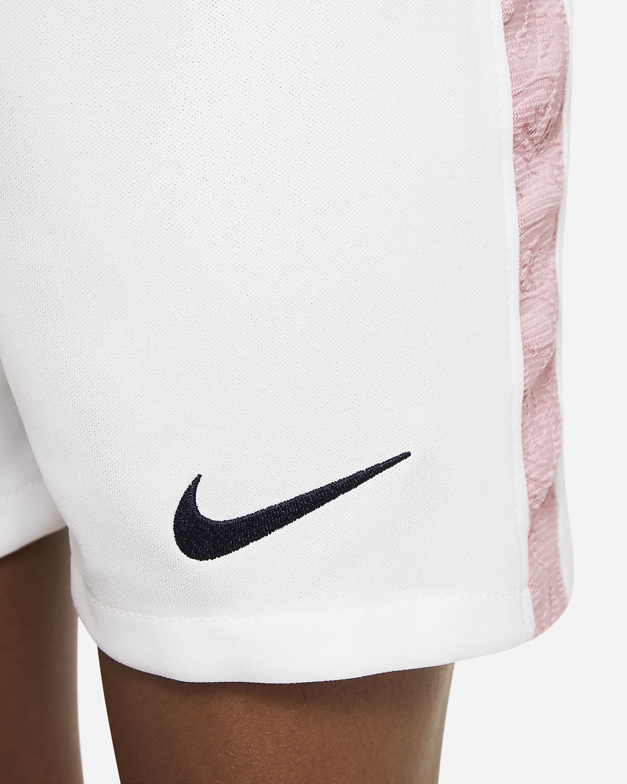 FFF 2020 Away Younger Kids' Nike Football Kit. Nike AE