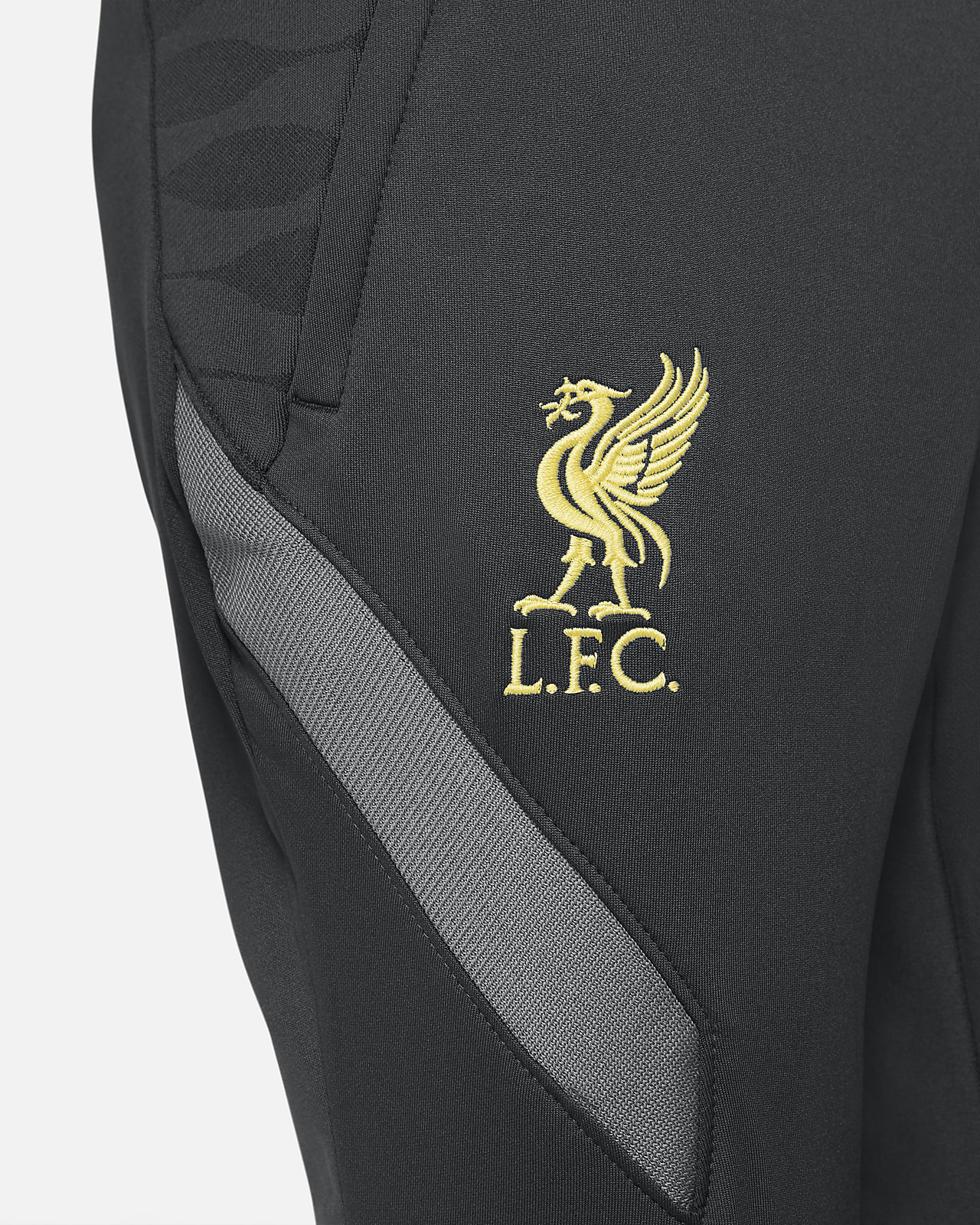 Liverpool F.C. Strike Older Kids' Nike Dri-FIT Football Pants. Nike CH